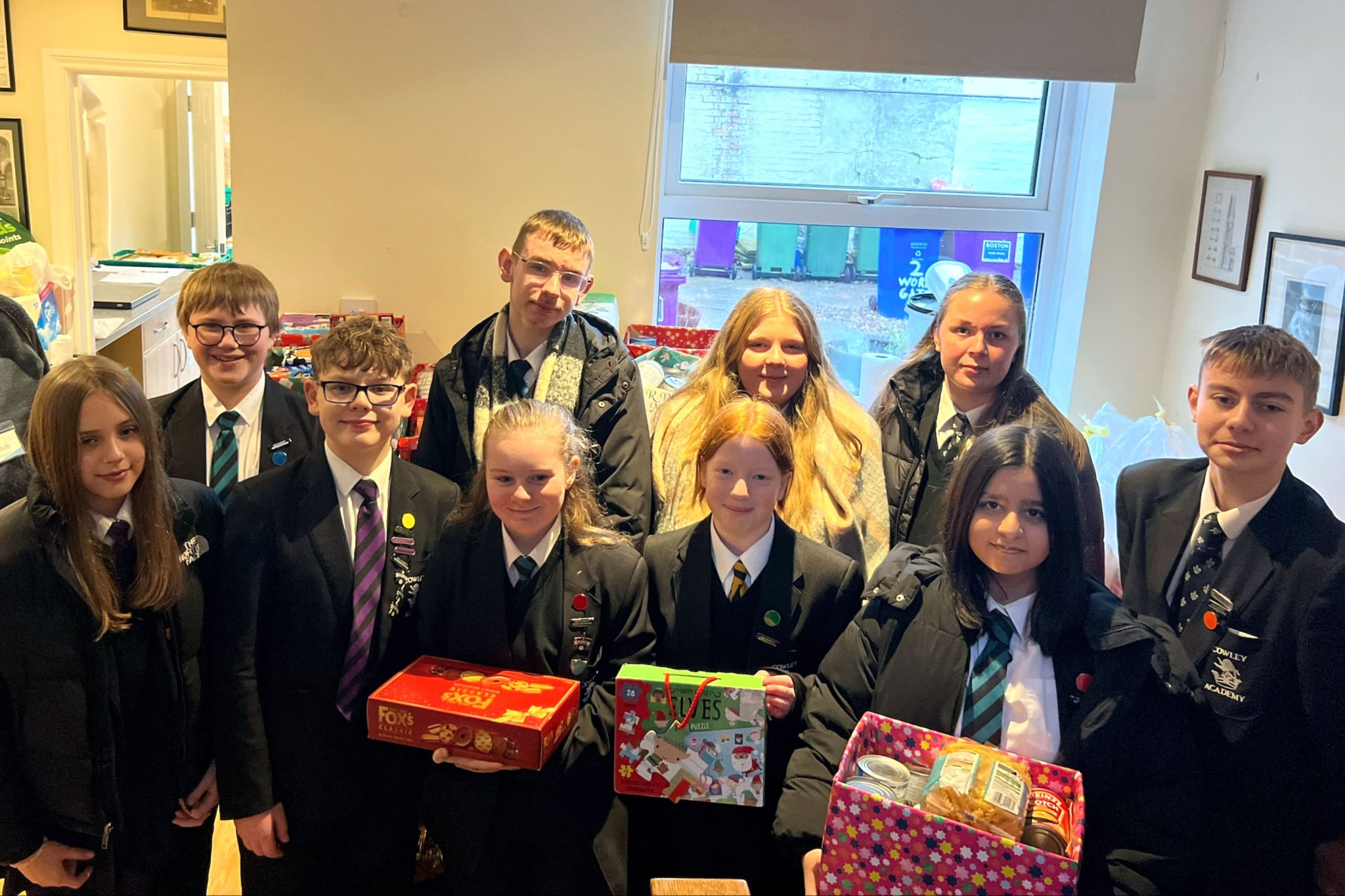 Christmas hampers donated to local food bank to spread festive cheer – Cowley Academy