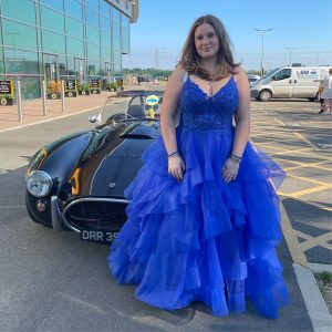 Year 11 celebrate in style at their end of year Prom – Cowley Academy
