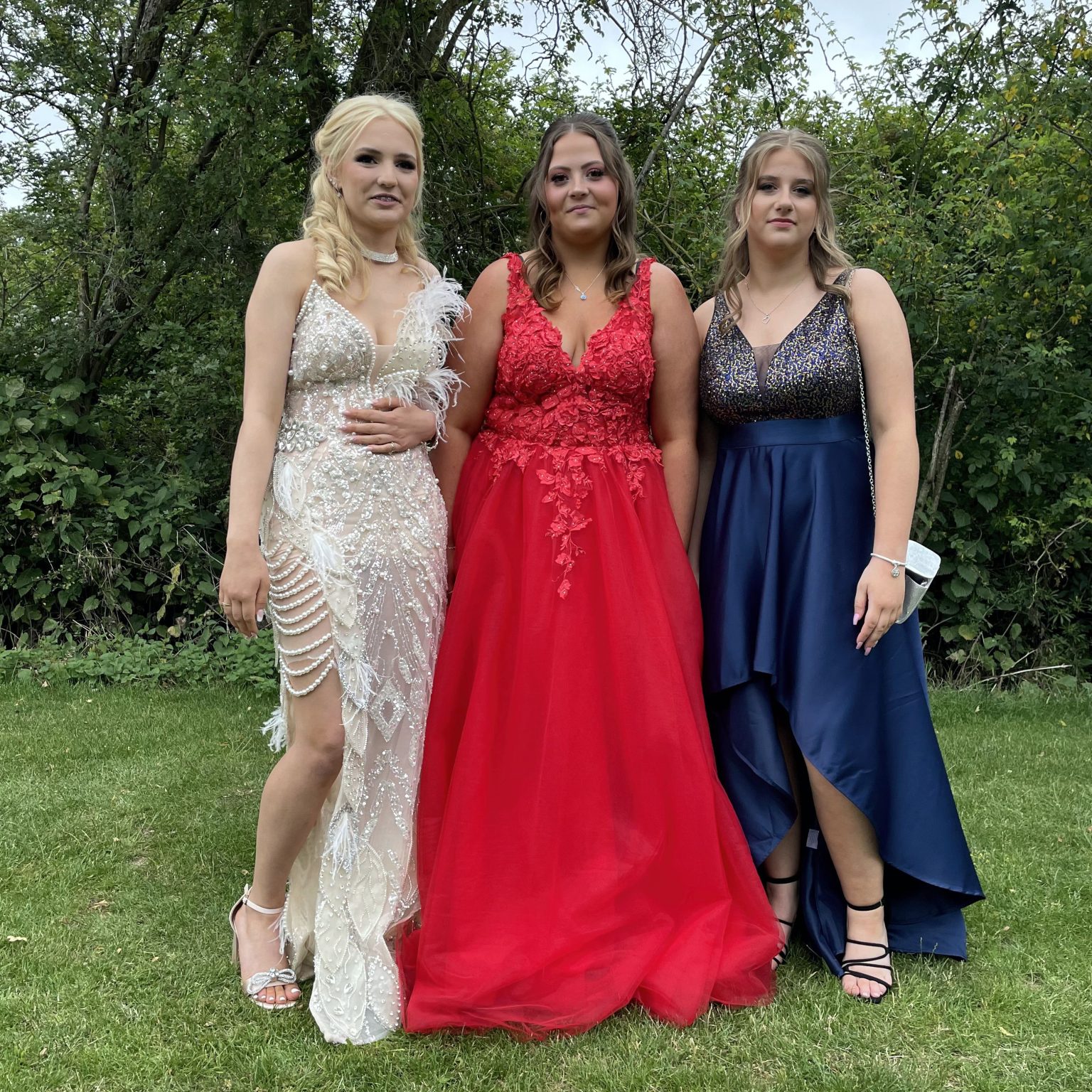Year 11 celebrate in style at their end of year Prom – Cowley Academy